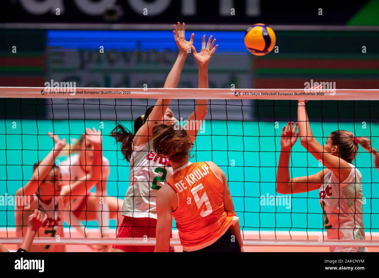 Volleyball smash hi-res stock photography and images - Alamy