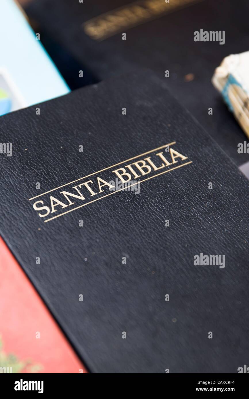 Closeup of the spanish version of the Holy Bible Stock Photo - Alamy