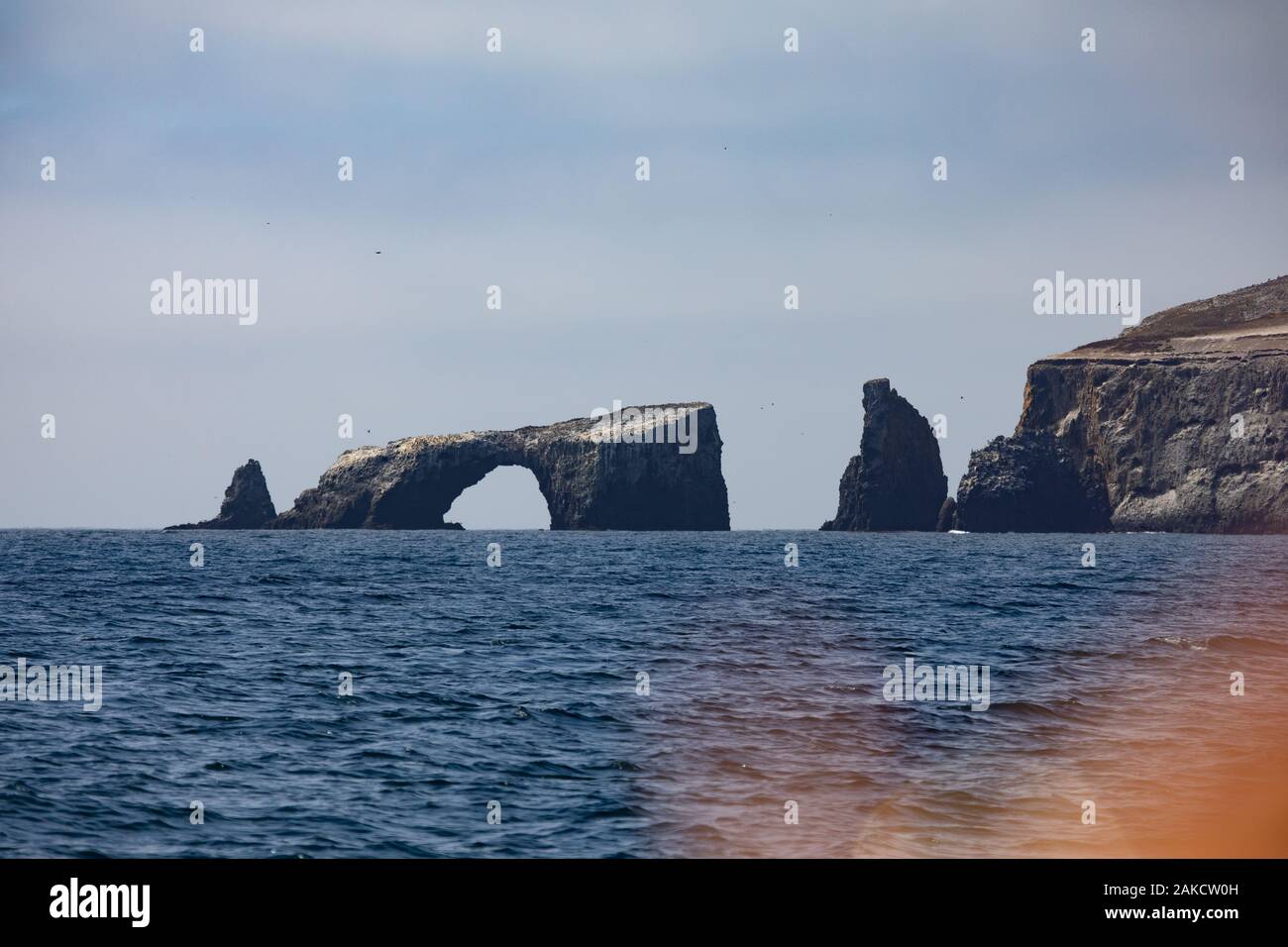 Arch rock anacapa island channel hi-res stock photography and images ...