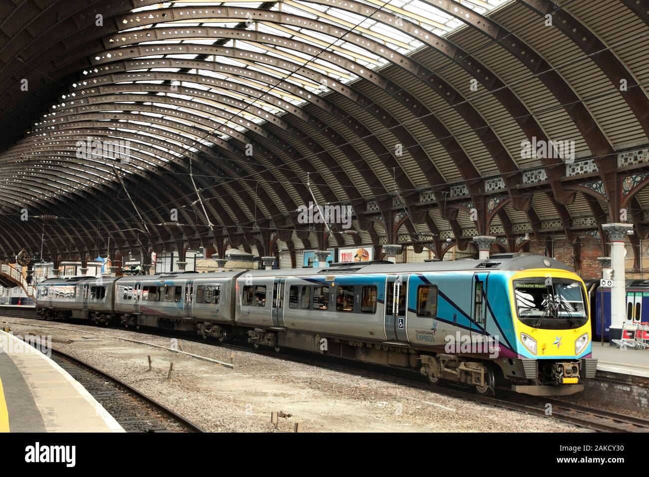 Transpennine Express Class 185 "Desiro" diesel multiple unit train ...