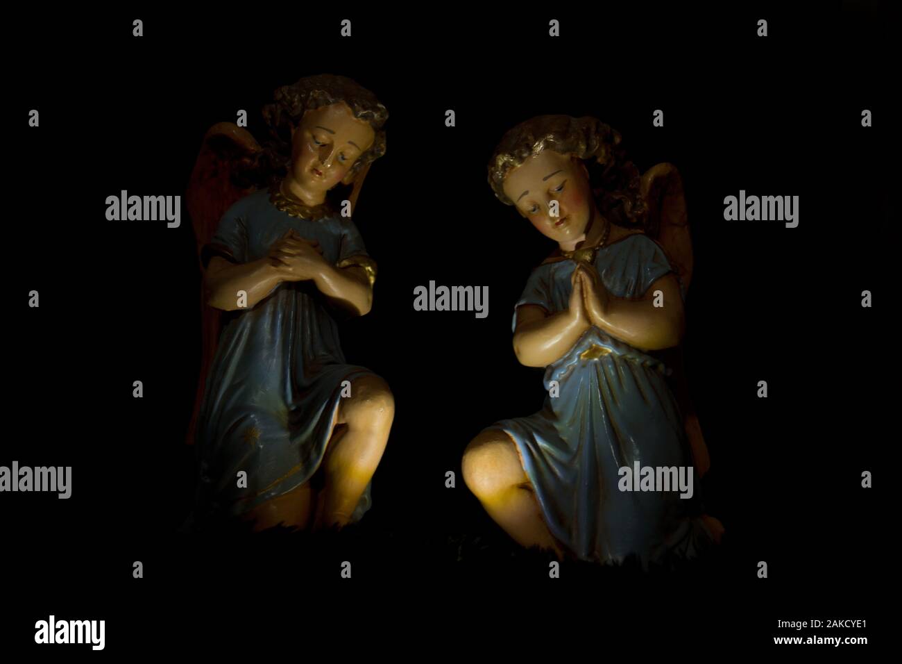 Plaster angels hi-res stock photography and images - Alamy