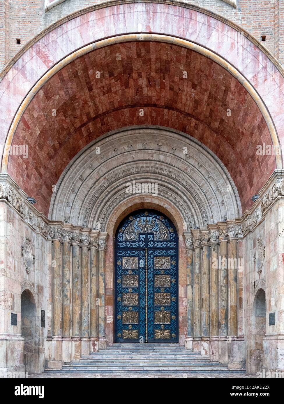 Famous door of the Cathedral of the Immaculate Conception, Cuenca Stock ...