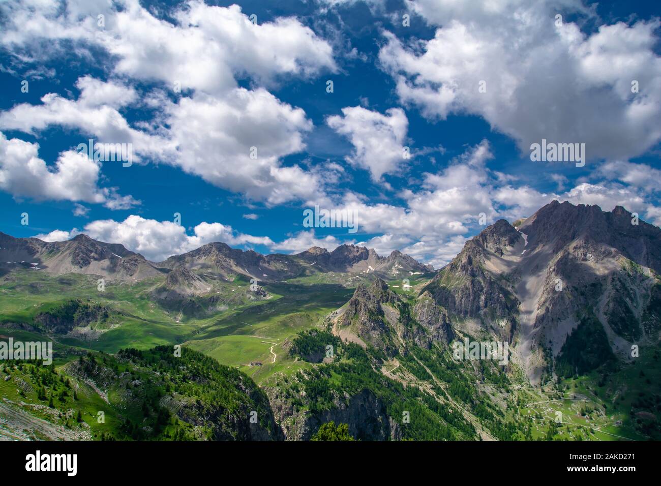 The Cottian Alps, in southern Piedmont, are home to magnificent scenery ...