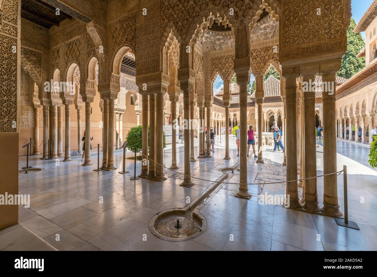 Arabic style architecture, building and art design in Alhambra Stock ...