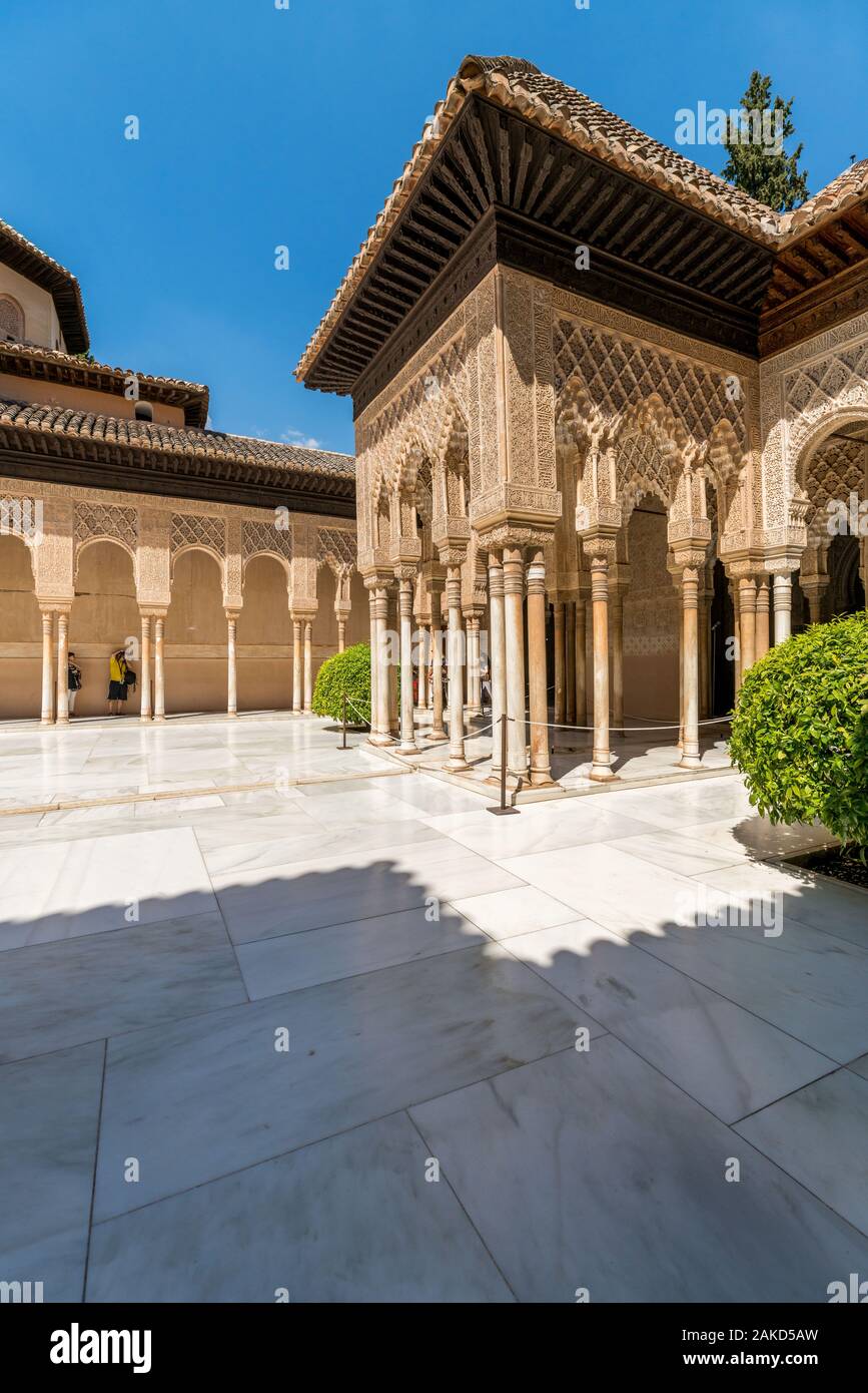 Arabic style architecture, building and art design in Alhambra Stock ...