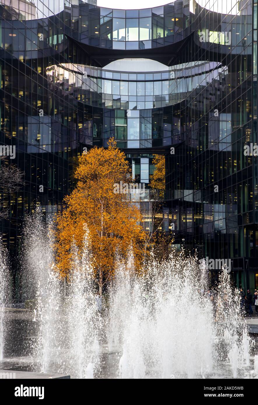 Pwc Building London High Resolution Stock Photography and Images - Alamy