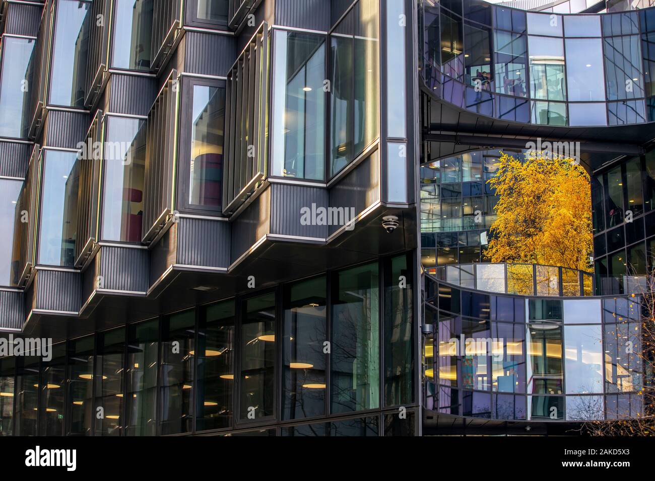 Pwc building london hi-res stock photography and images - Alamy