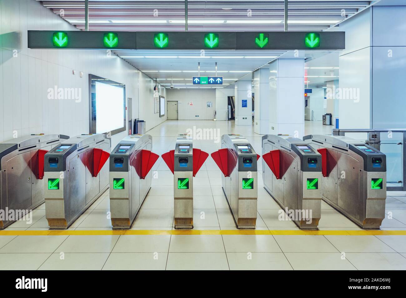 Card reader underground hi-res stock photography and images - Alamy