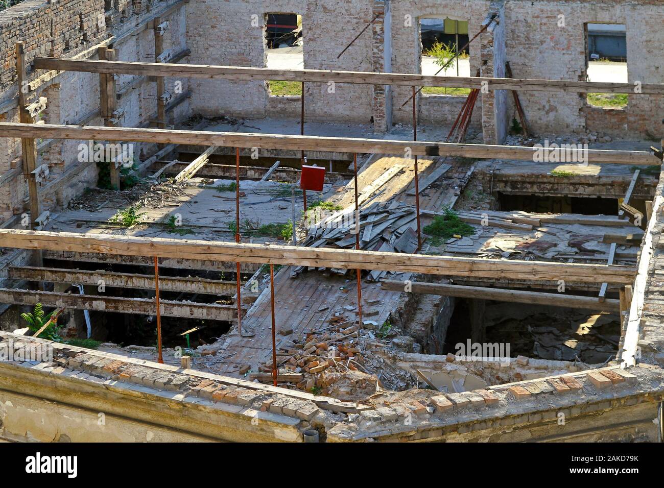 Ruined and abandoned house without the roof Stock Photo - Alamy
