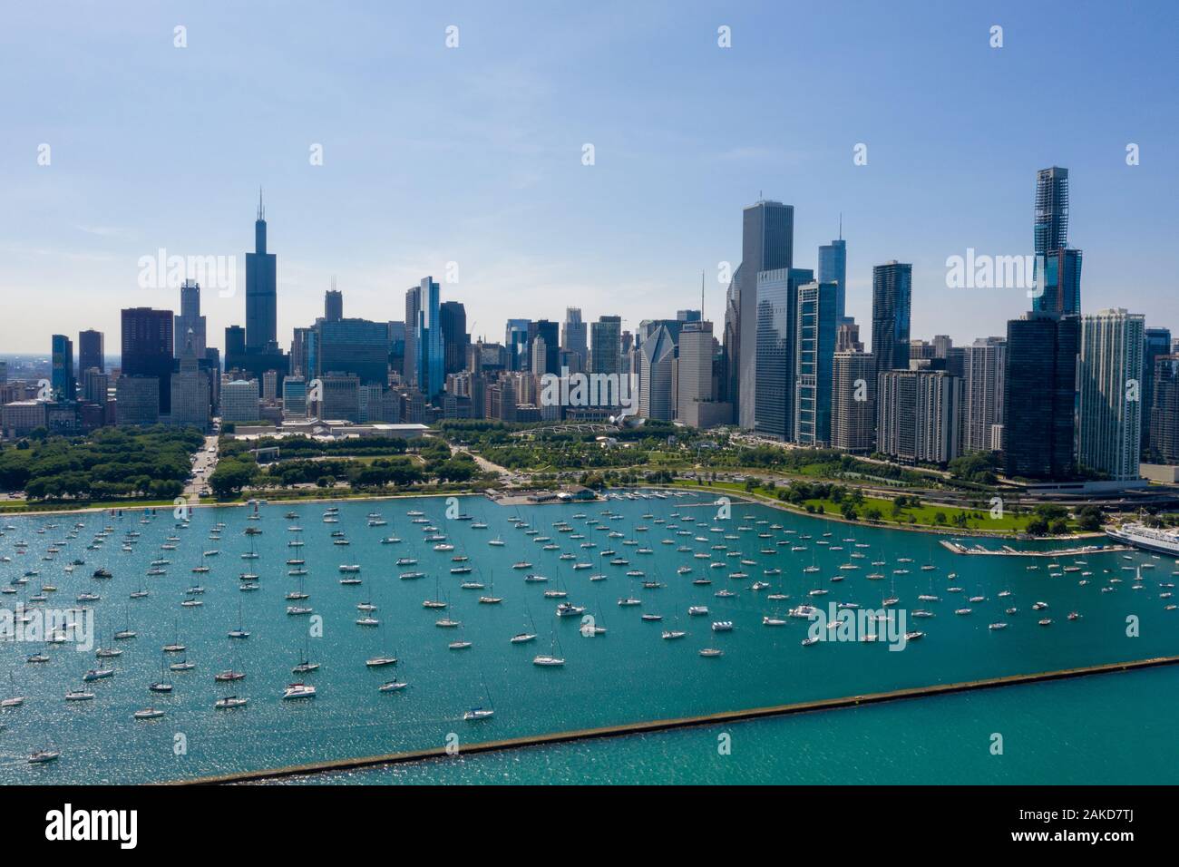 Chicago landscape hi-res stock photography and images - Alamy