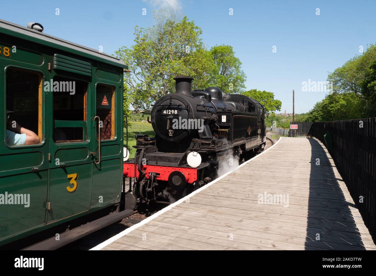 Steam Train on the Isle of Wight steam railway Stock Photo - Alamy