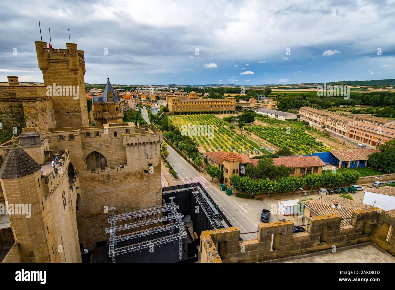 Olite walls hi-res stock photography and images - Alamy