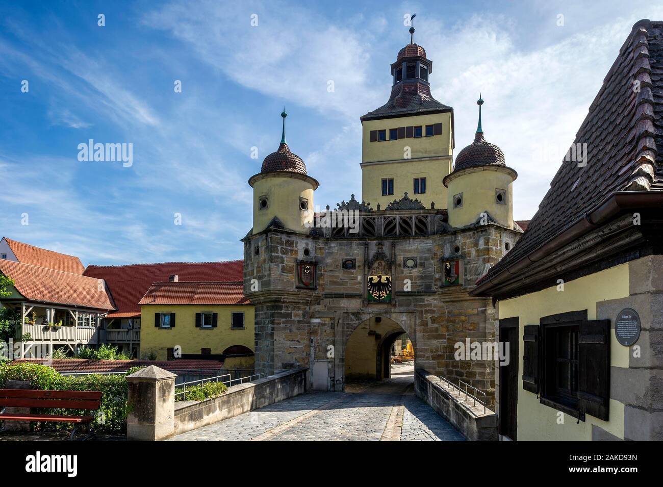 Medieval city gate hi-res stock photography and images - Alamy