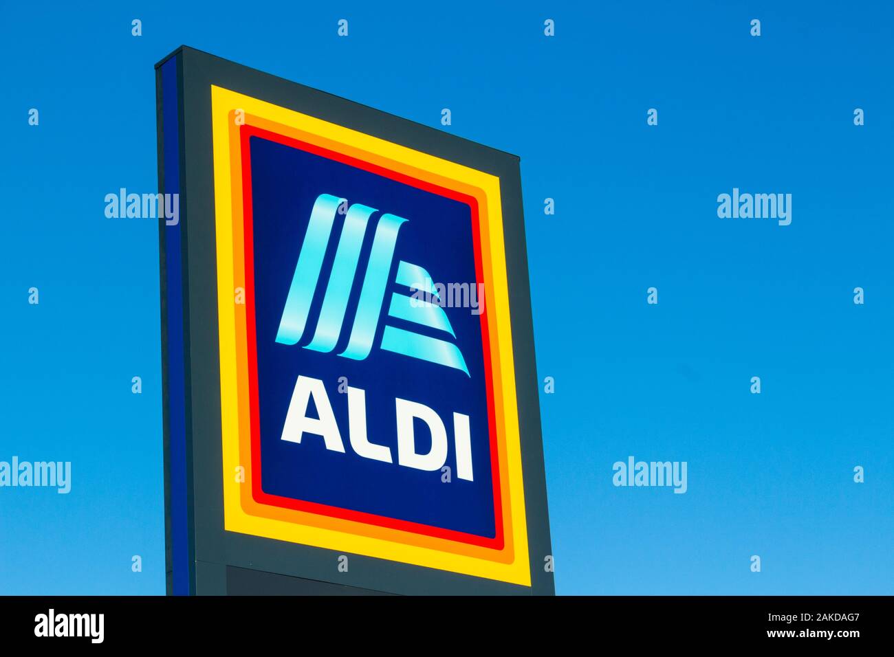 Aldi colours hi-res stock photography and images - Alamy