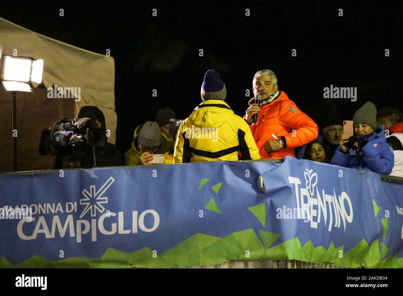 Madonna di campiglio night slalom hi-res stock photography and images ...