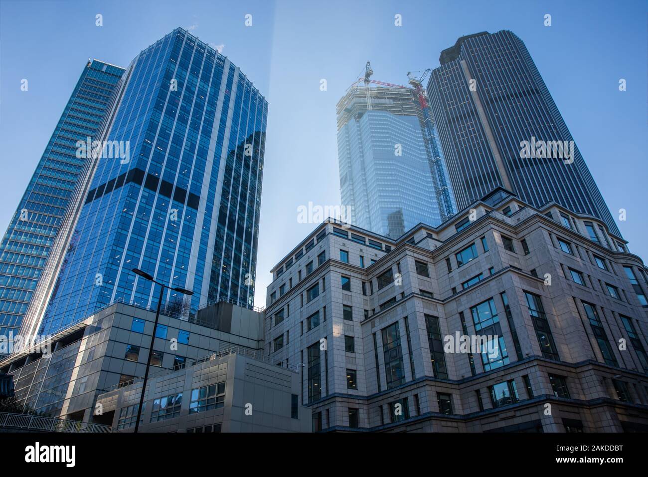 Light towers hi-res stock photography and images - Alamy