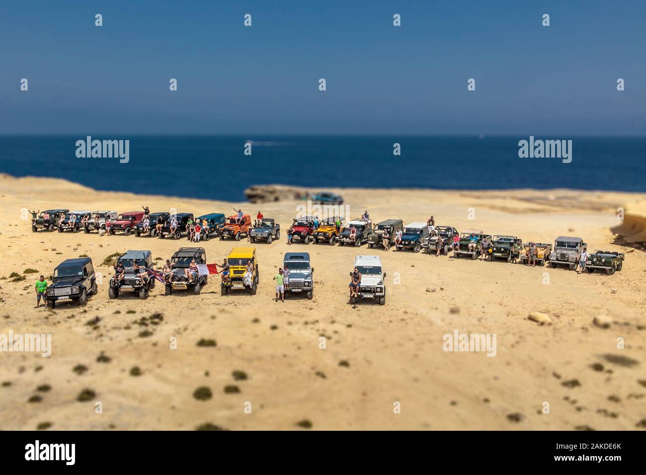 Land rover series 2 a hi-res stock photography and images - Alamy
