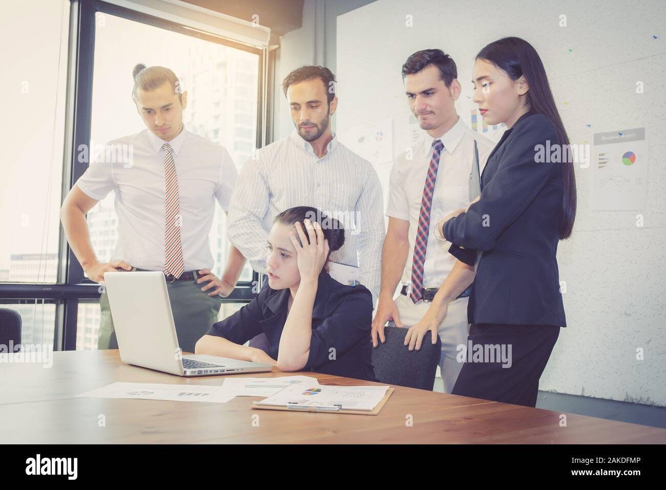 Teamwork trouble hi-res stock photography and images - Alamy