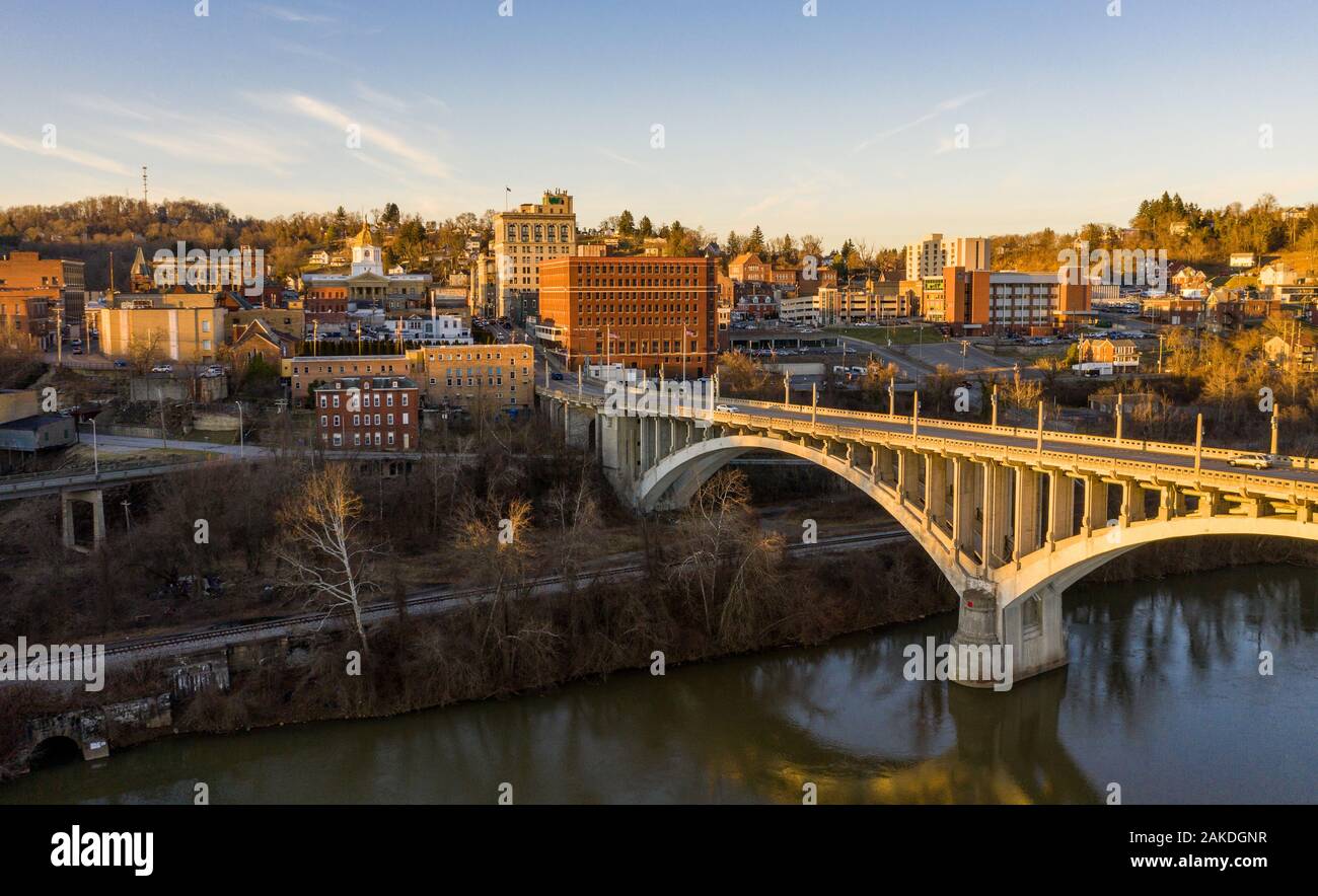Aerial million dollar bridge hi-res stock photography and images - Alamy