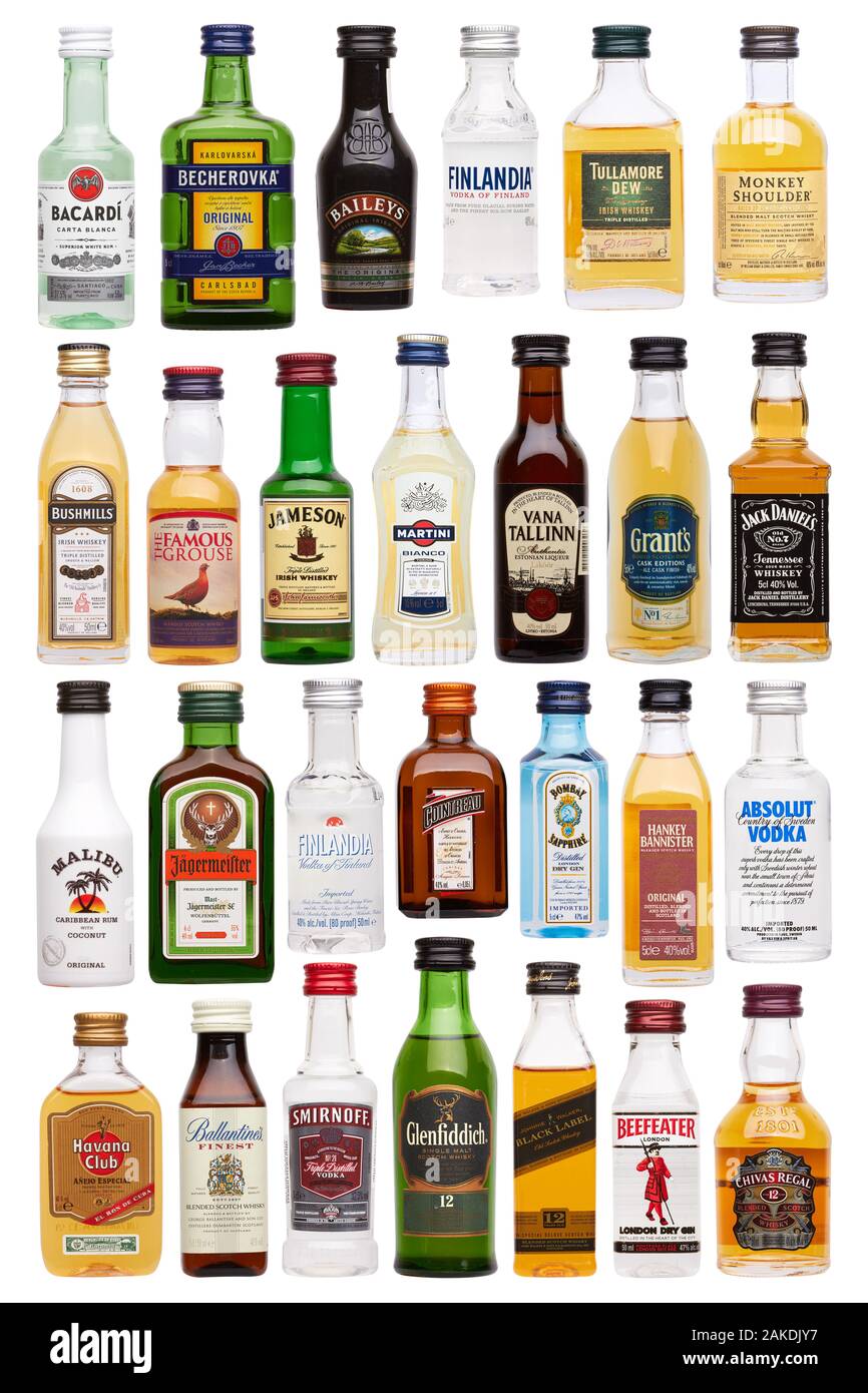 Alcoholic beverage retail hi-res stock photography and images - Alamy
