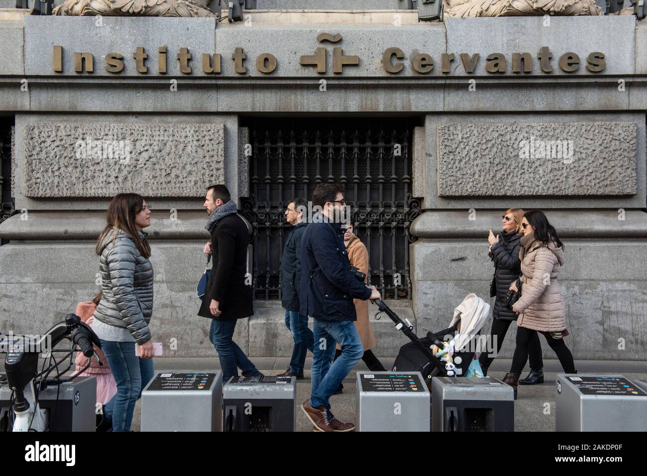 Promoting the teaching of spanish language hi-res stock photography and ...