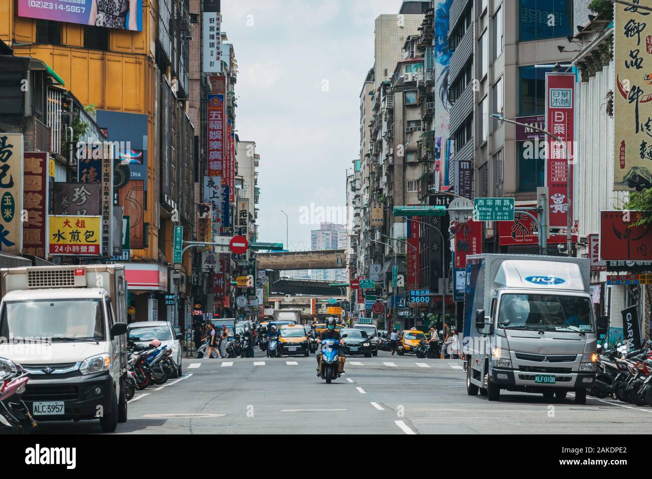 Scooter Traffic Taiwan High Resolution Stock Photography and Images - Alamy