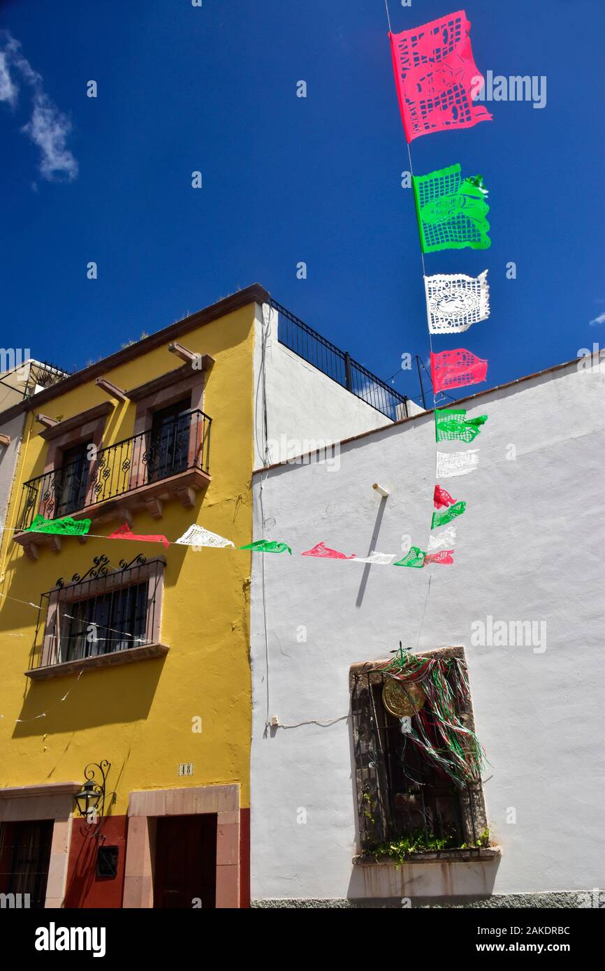 Mexican Independence Day Viva Mexico banners over a street in San ...