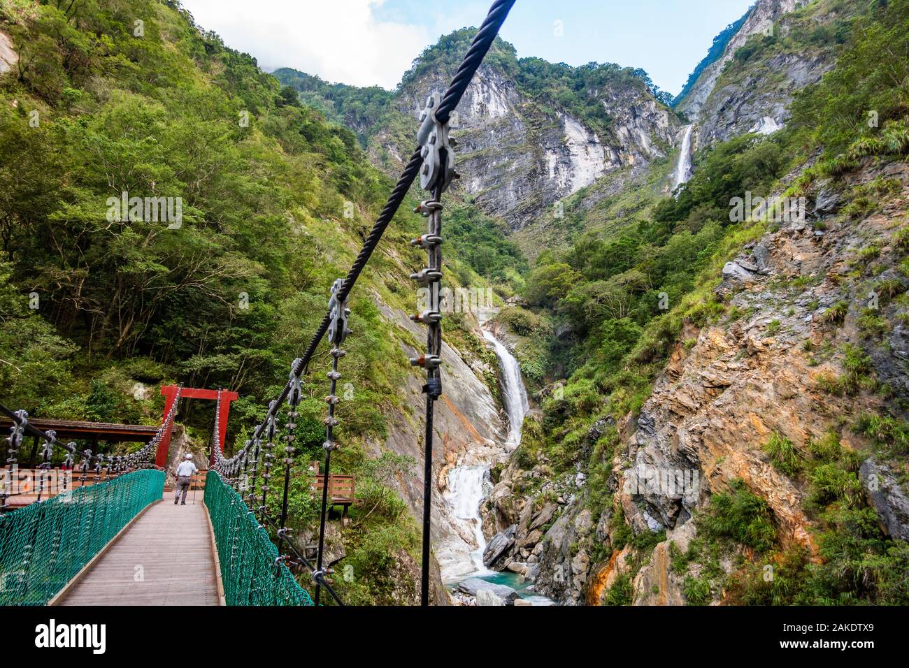 The Baiyang Suspension Bridge near Baiyang Falls, Taroko National Park ...