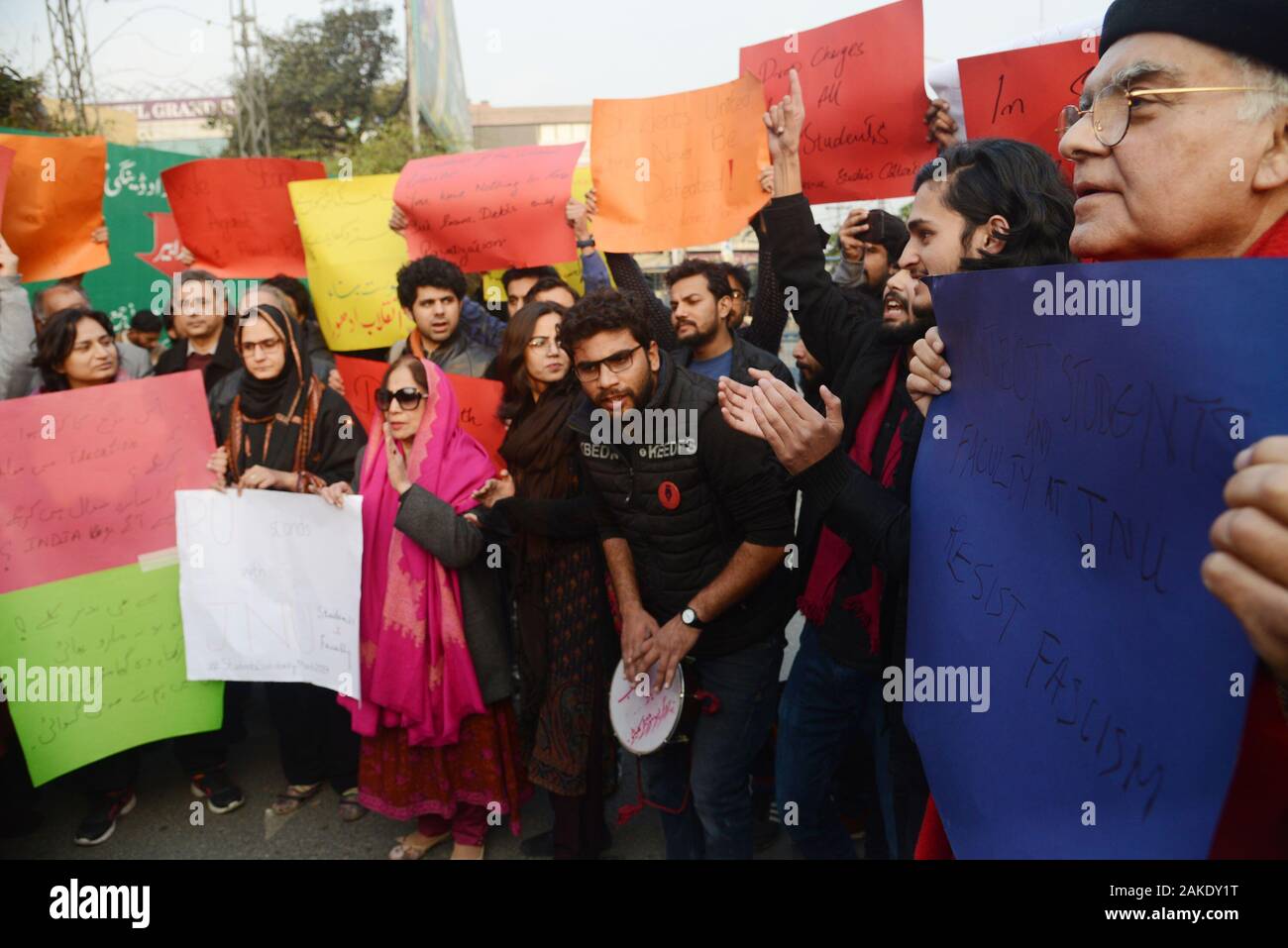 Lahore, Pakistan. 08th Jan, 2020. Pakistani students from different ...