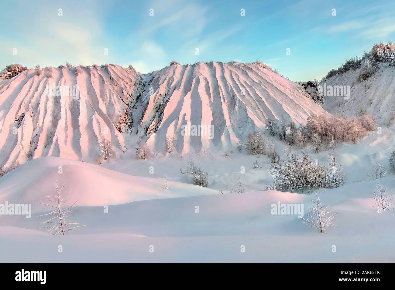 Waste rock hi-res stock photography and images - Alamy