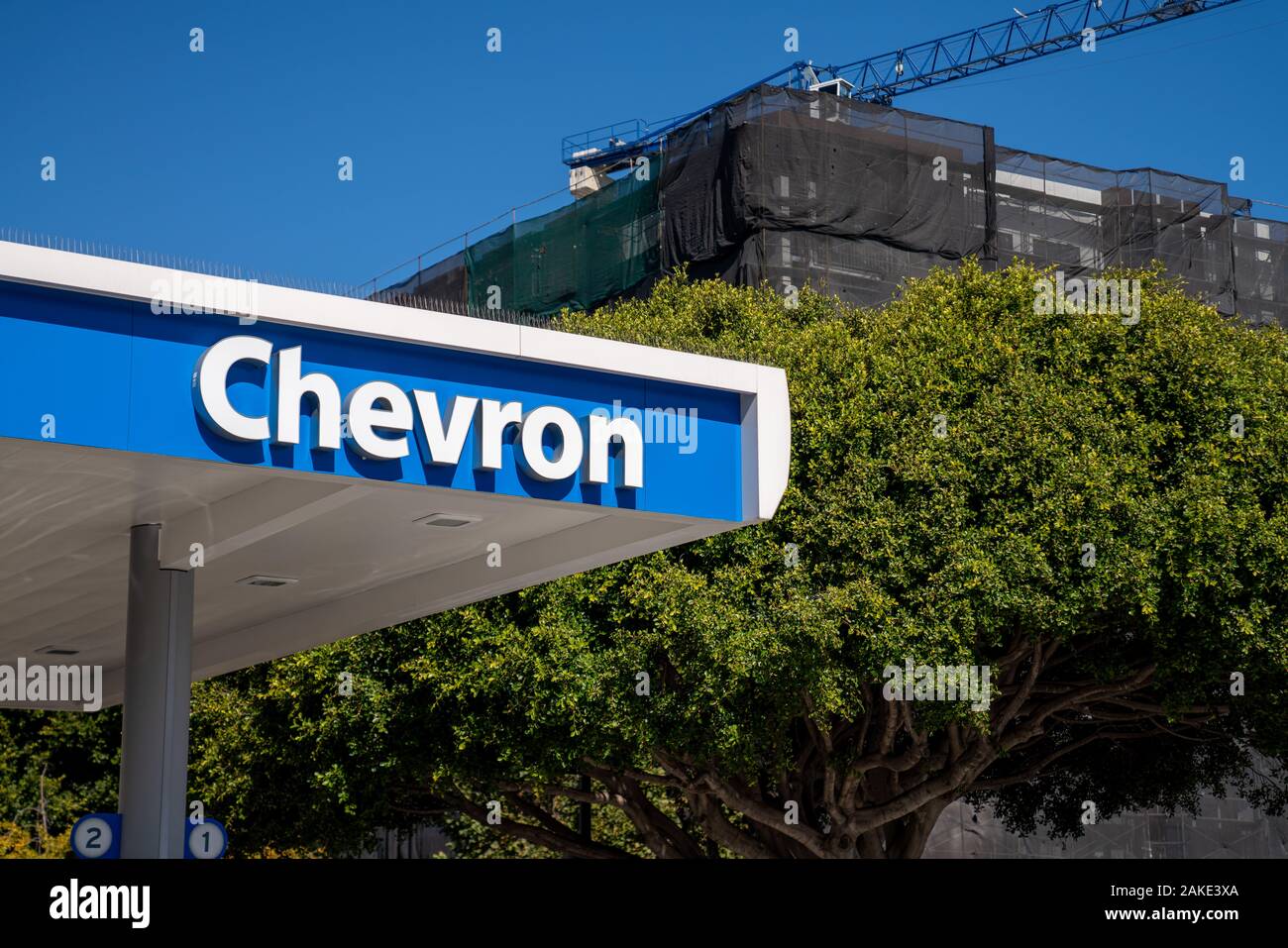 Chevron gas station hi-res stock photography and images - Alamy