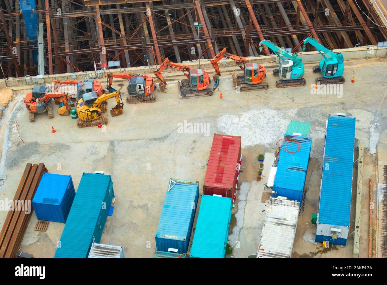 Heavy duty containers hi-res stock photography and images - Alamy