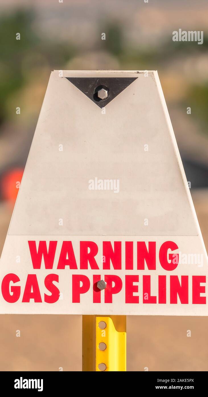 Underground utility marker hi-res stock photography and images - Alamy