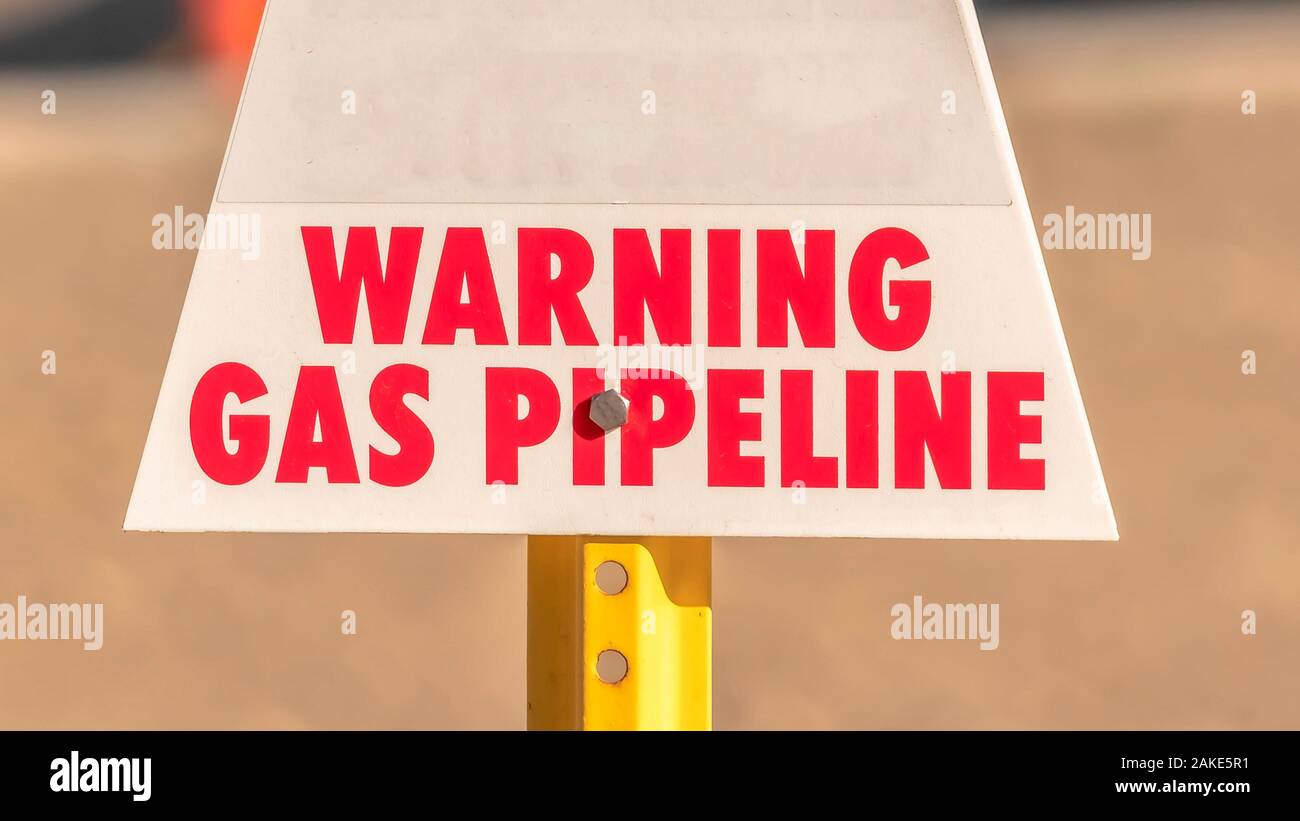 Underground utility marker hi-res stock photography and images - Alamy