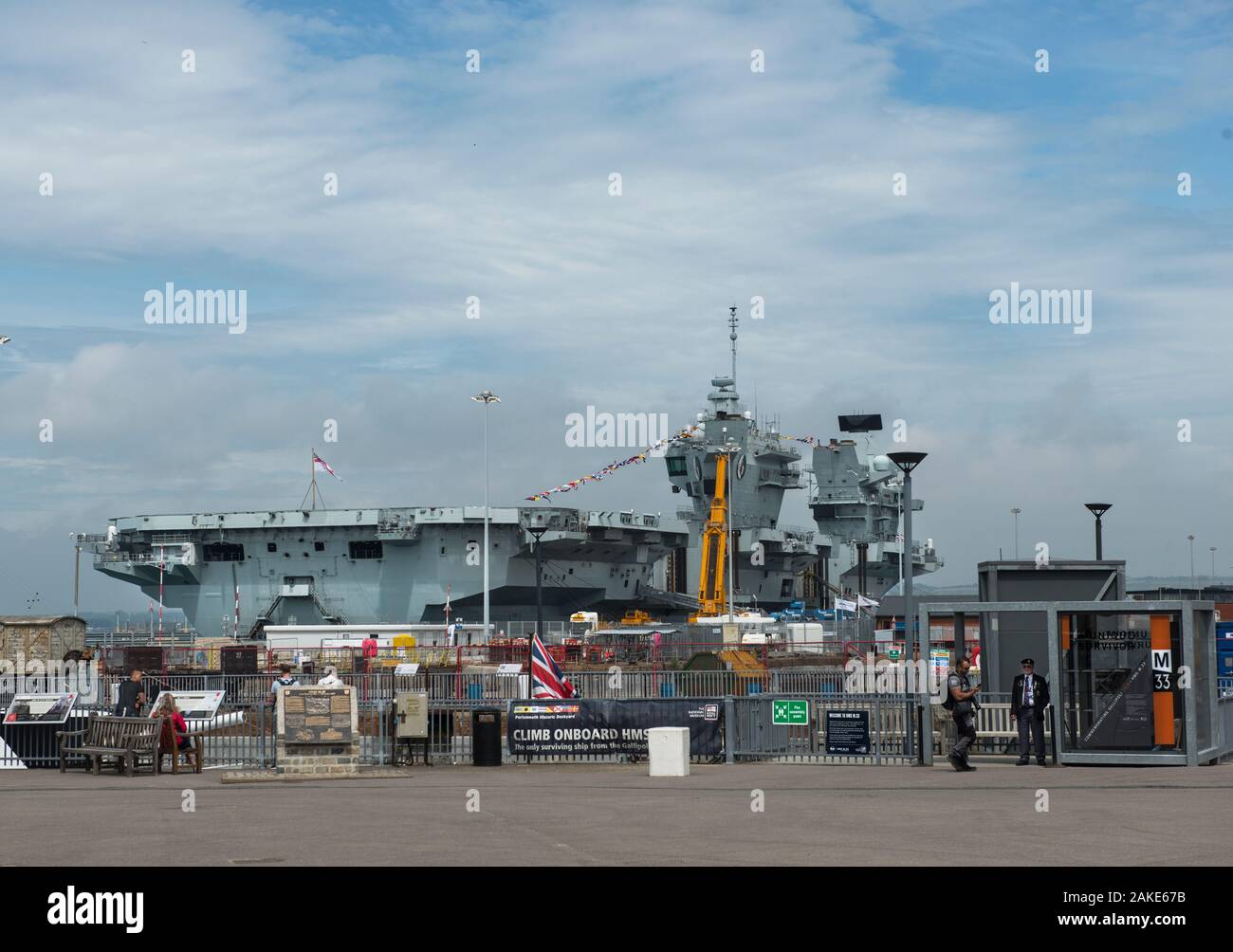 Queen elizabeth class air craft carriers hi-res stock photography and ...