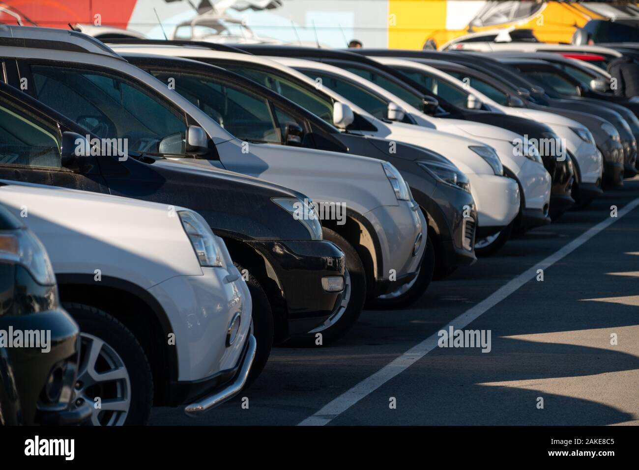 Used vehicle hi-res stock photography and images - Alamy