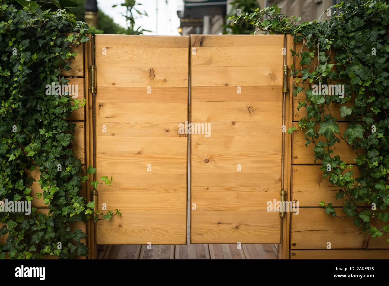 wooden gate of a luxury house in Italy Stock Photo - Alamy