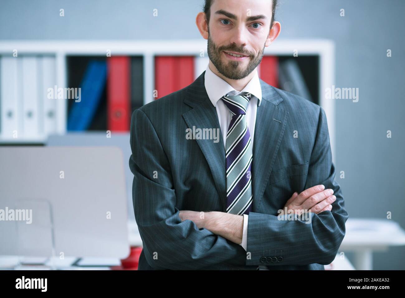 Friendly expert hi-res stock photography and images - Alamy