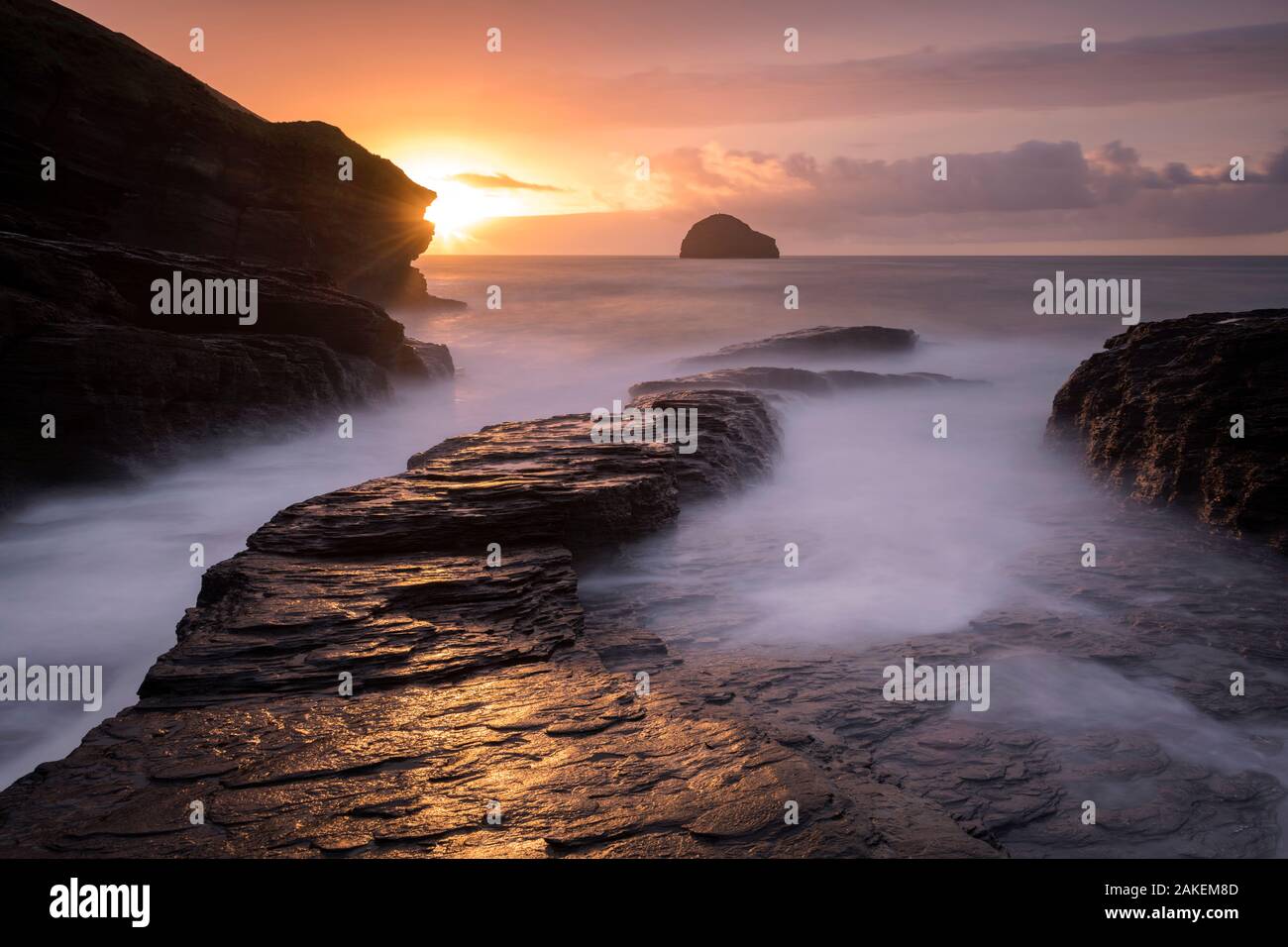 Sunset western cornwall hi-res stock photography and images - Alamy