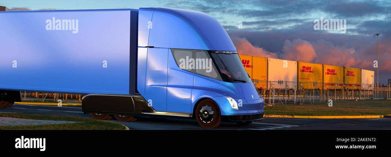 Electric tesla semi truck hi-res stock photography and images - Alamy
