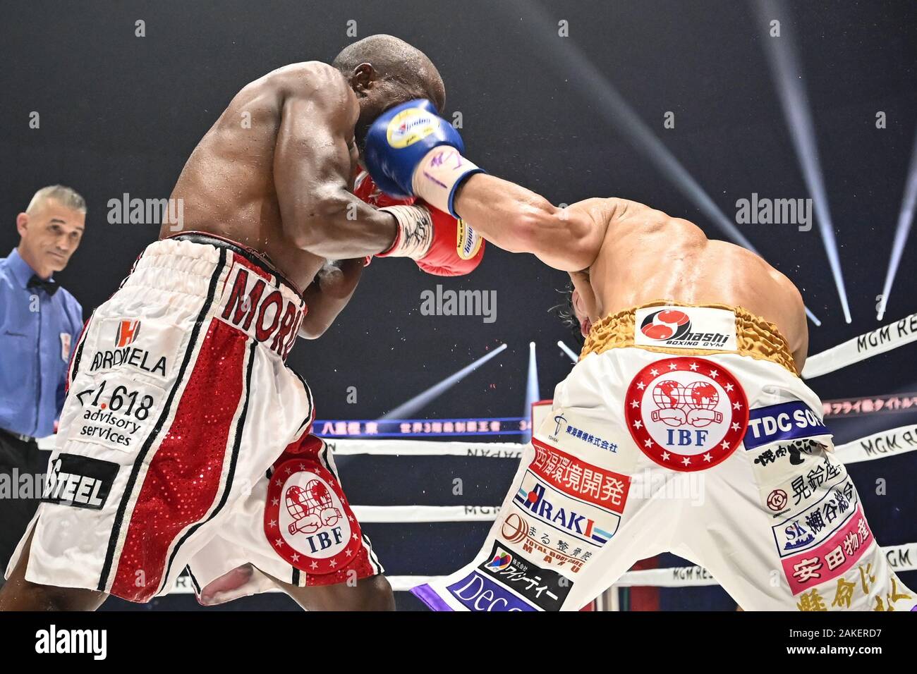 Japan's Akira Yaegashi (R) and South Africa's Moruti Mthalane fight at ...