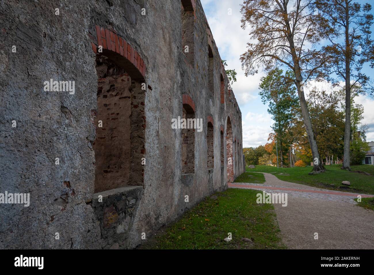 Broken castle hi-res stock photography and images - Alamy
