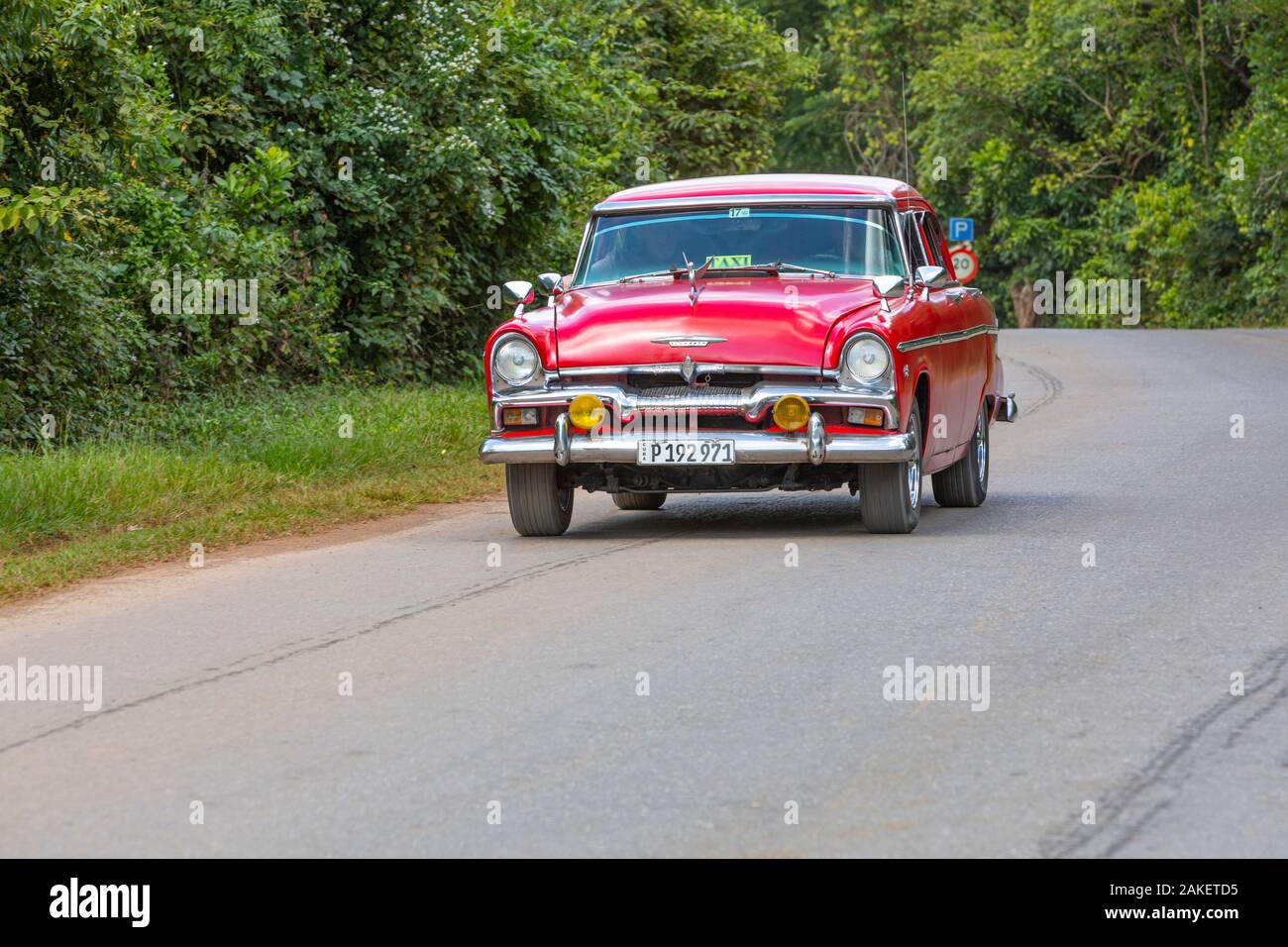 A classic American car in rural Cuba Stock Photo - Alamy