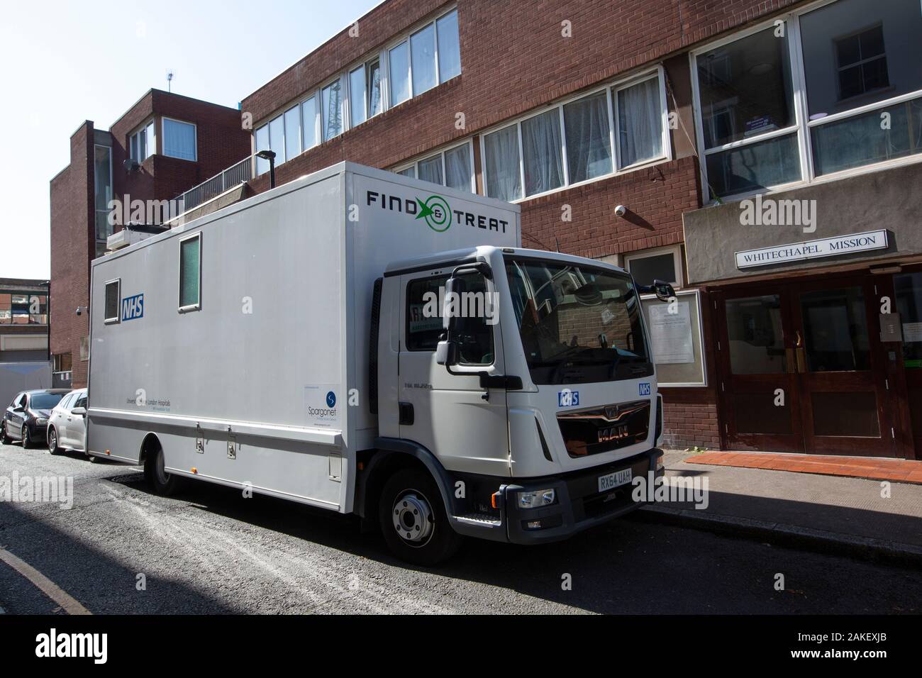 ‘Find and Treat’ NHS Van team that goes out to find homeless people ...
