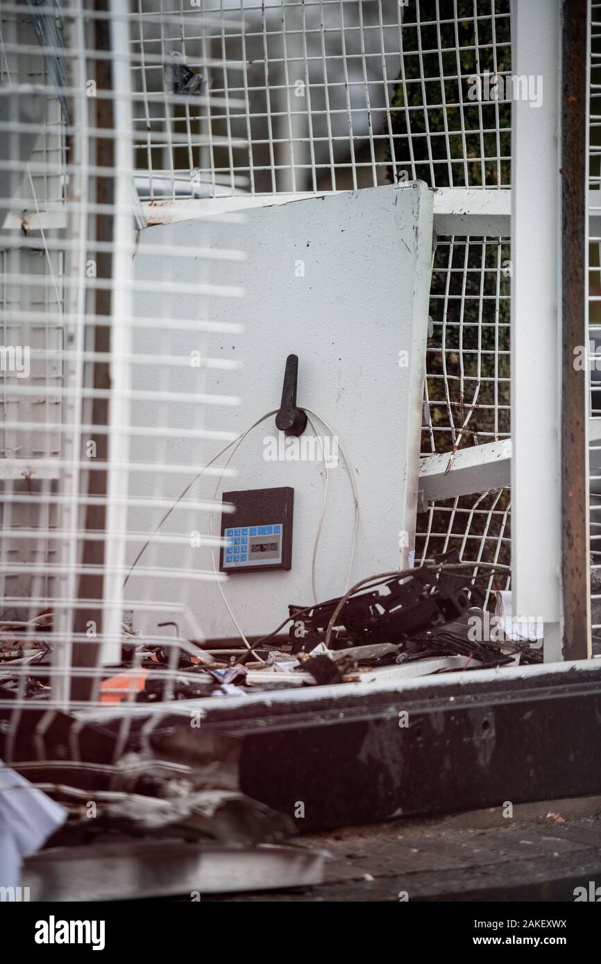 Bank safe blown up hi-res stock photography and images - Alamy
