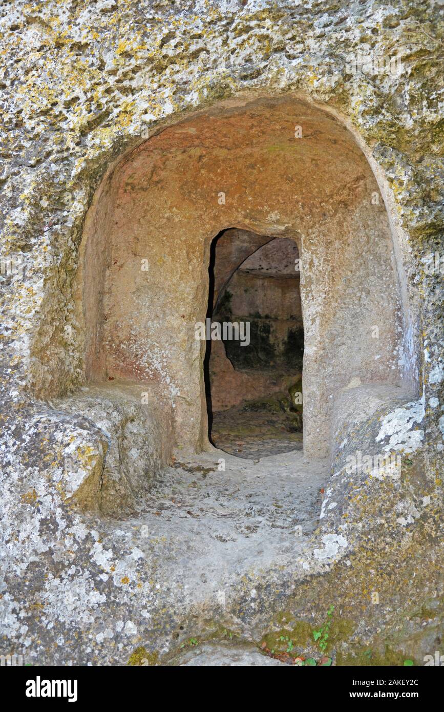 Burial customs ancient greece hi-res stock photography and images - Alamy