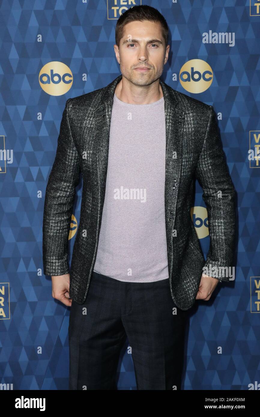 PASADENA, LOS ANGELES, CALIFORNIA, USA - JANUARY 08: Actor Eric Winter ...