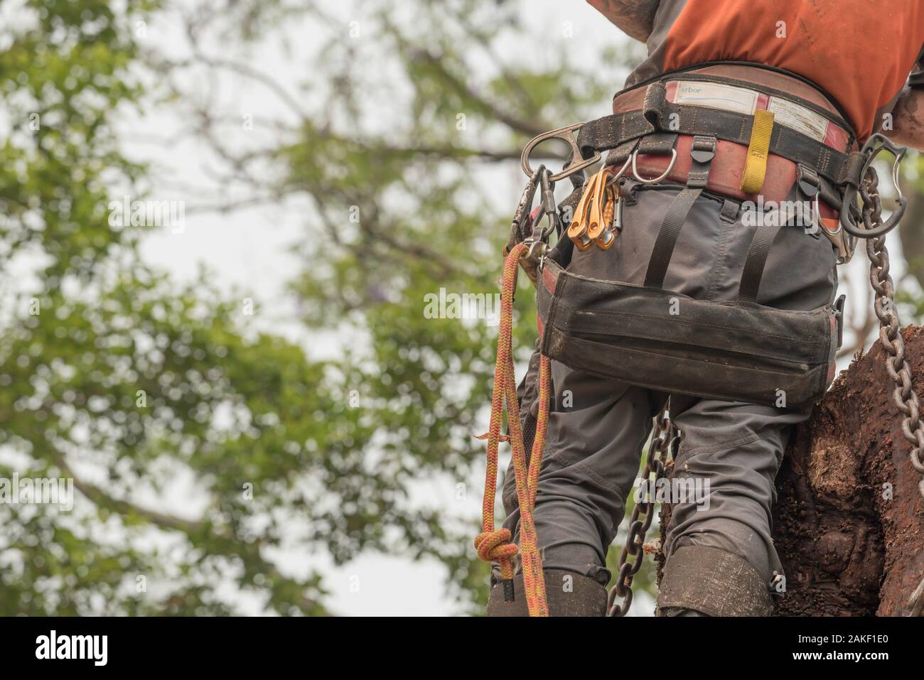 Man working with ppe personal protection gear hi-res stock photography ...