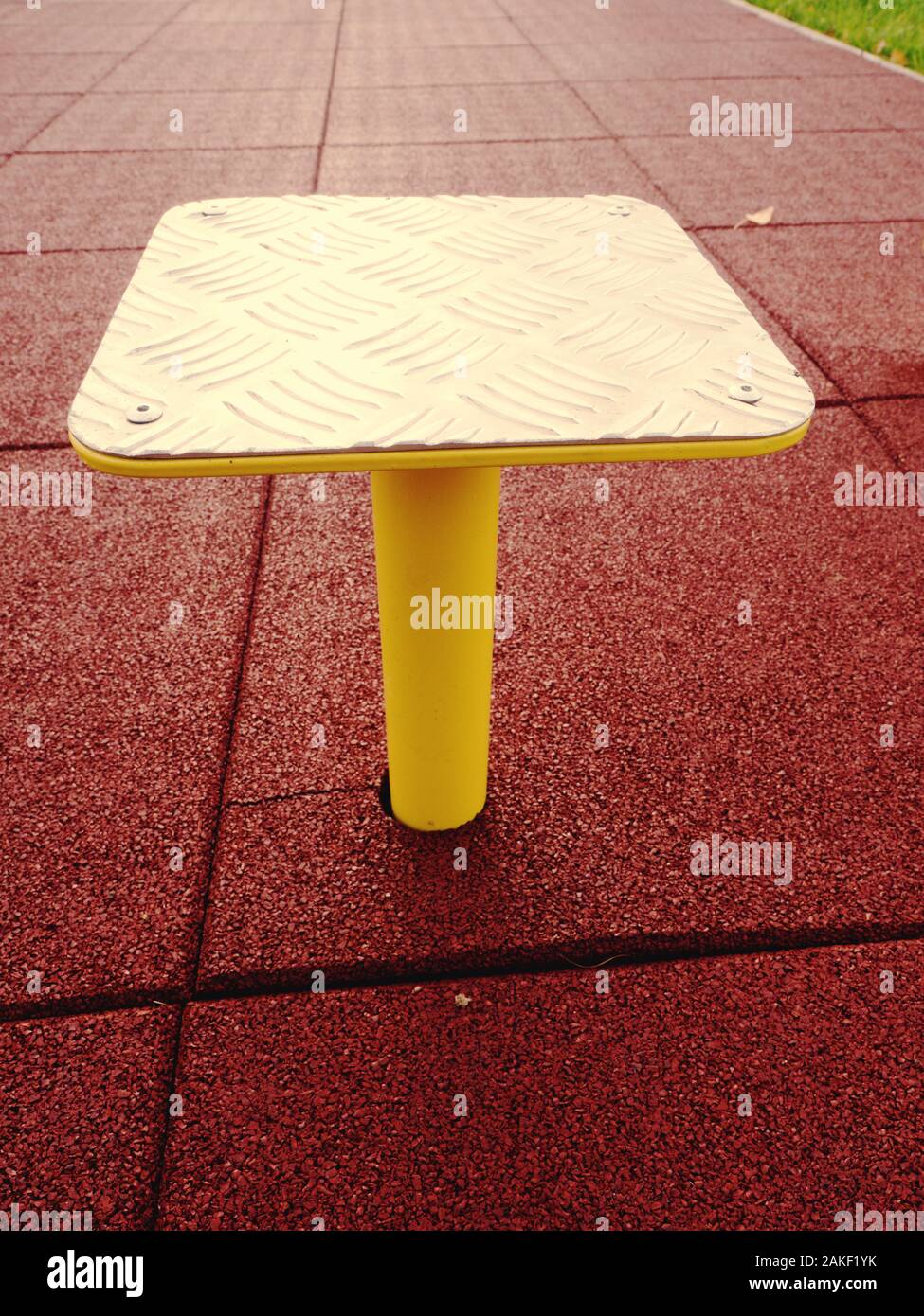 Fitnes stairs step by step. Fitness steel stairs for cardio training ...