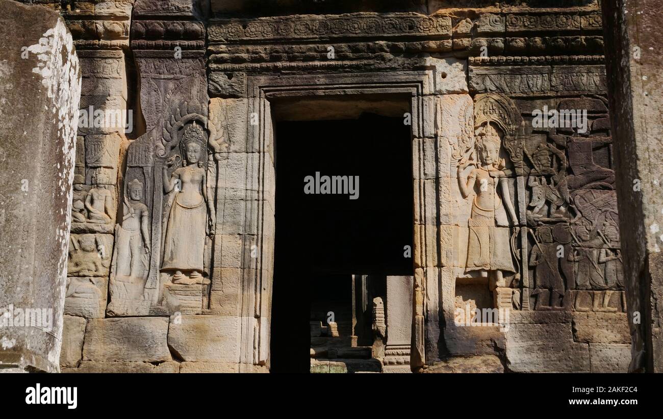 Stone rock carving art at Bayon Temple in Angkor wat complex, Siem Reap ...